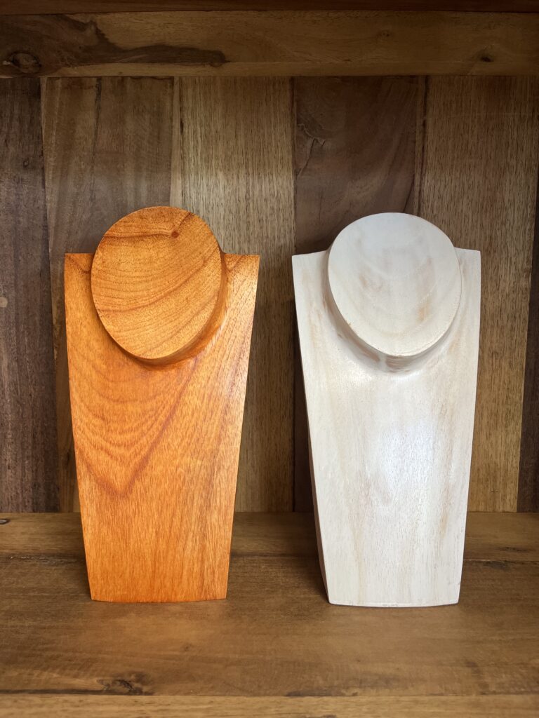 Porte collier en bois - Comptoir des explorateurs